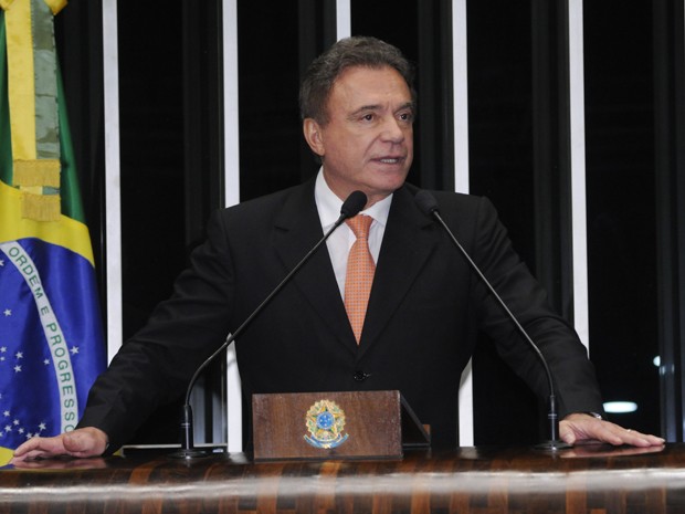 Alvaro Dias, candidato ao Senado pelo Paraná, declara patrimônio de R ...