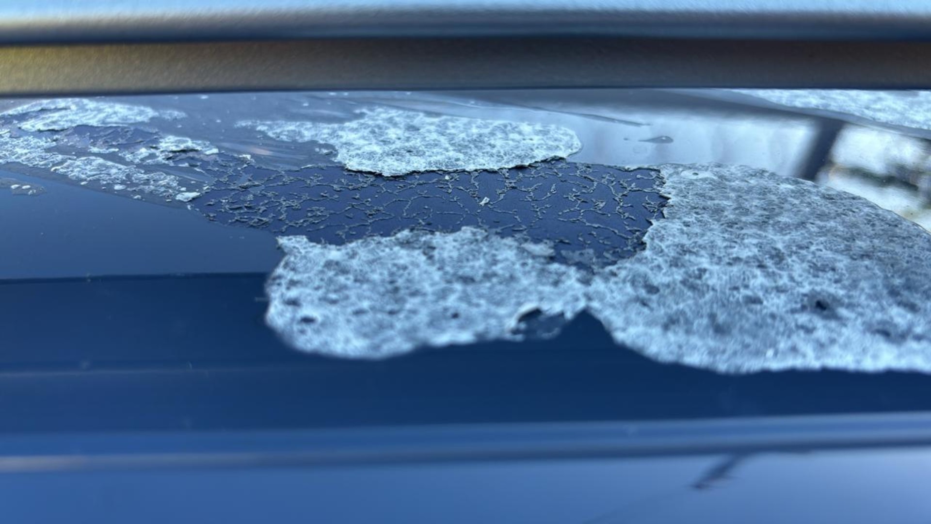 Ataque com ácido em carro estacionado em MG gera prejuízo de R$ 40 mil | G1
