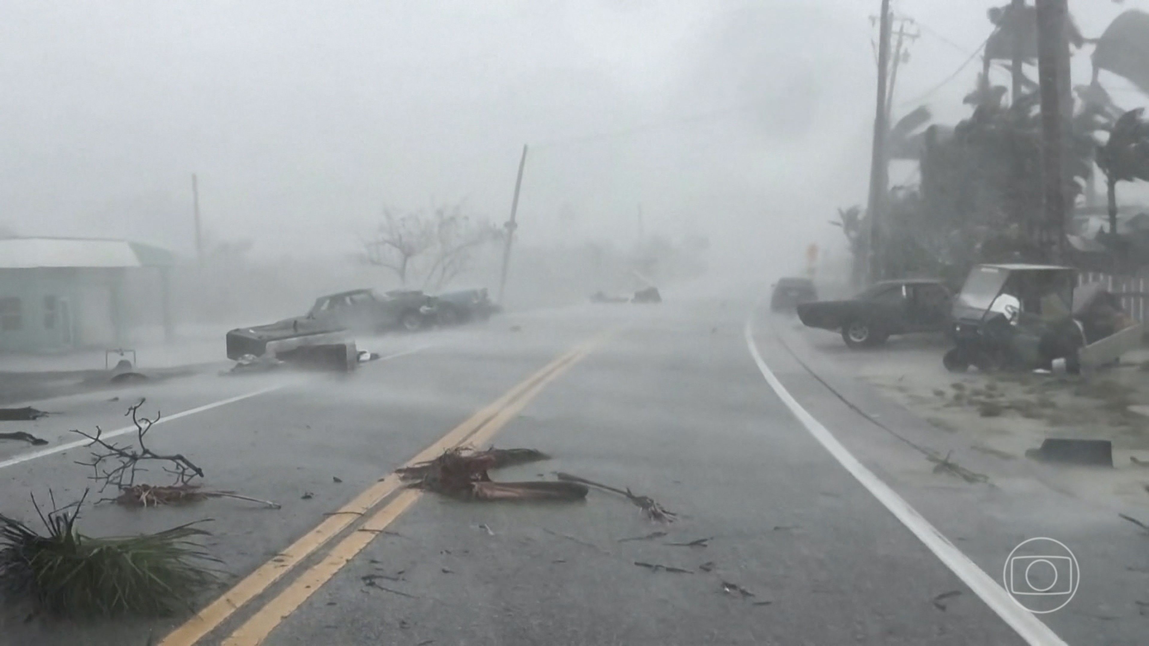 Brasileiro na Flórida vê grupo pegar voo de volta no mesmo dia com medo ...