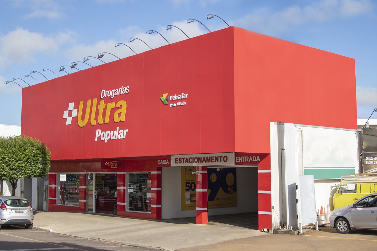 Drogarias Ultra Popular: empatia e dedicação à saúde dos umuaramenses ...