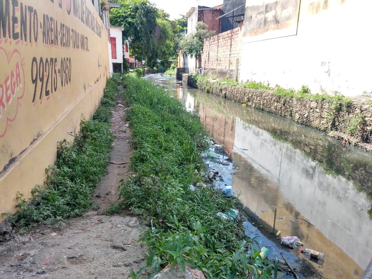 Homem cai em emboscada e é morto a tiros na Zona Oeste de Manaus ...