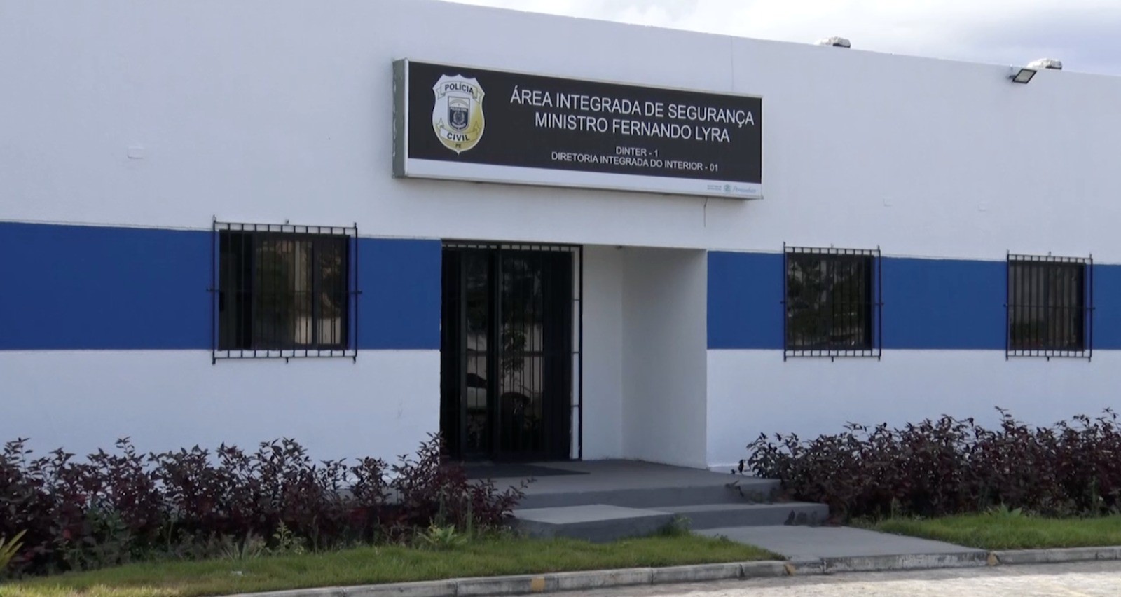 Criminosos invadem residência e matam casal em Barra de Guabiraba | G1