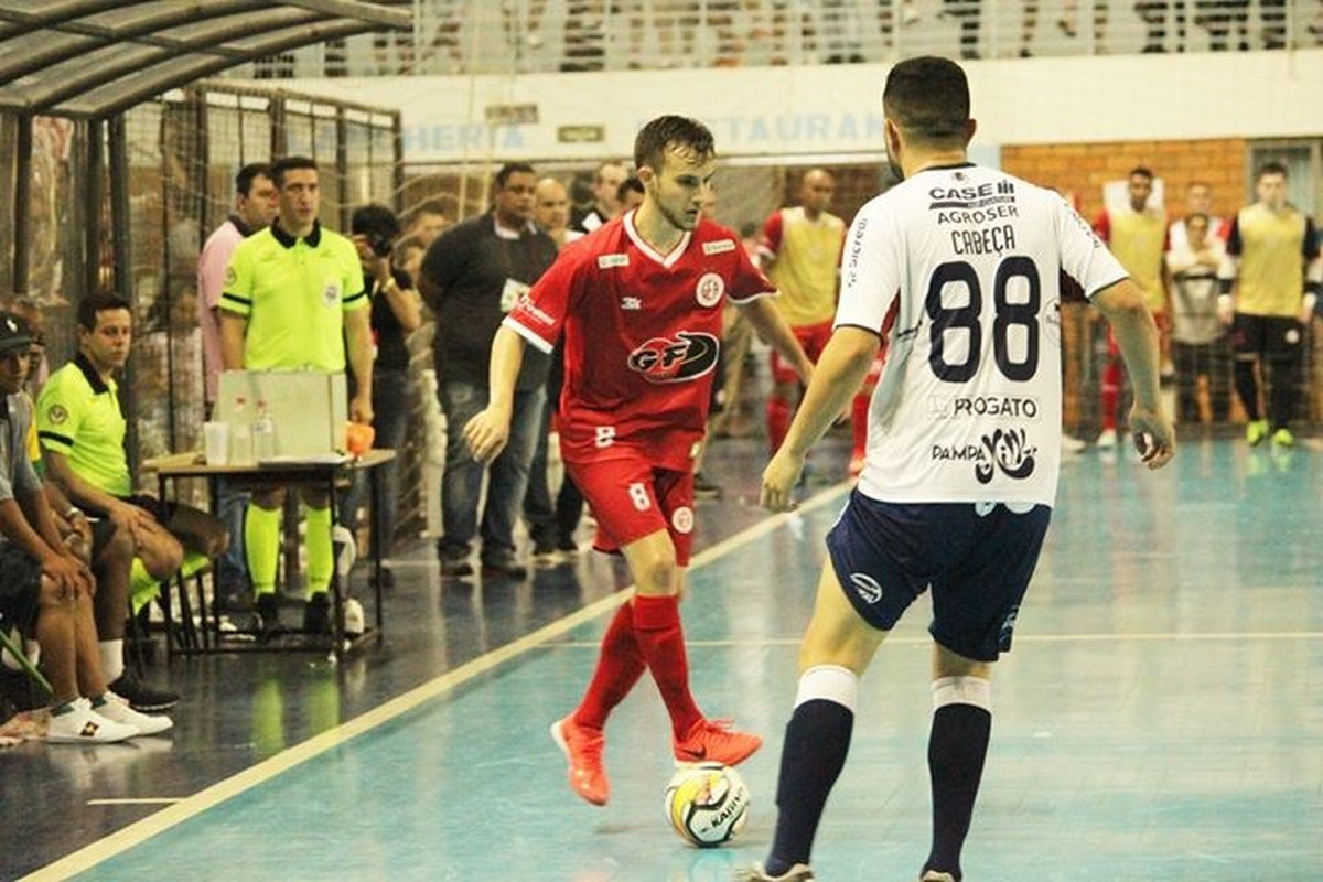 Bom de bola: Cearense integra tradicional time de futsal ACBF | Radar ...
