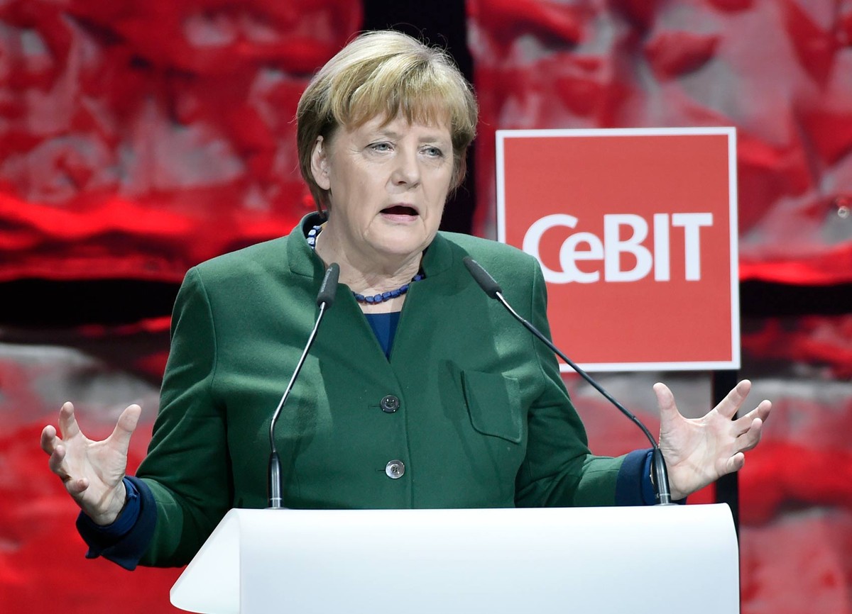 Merkel exige que Erdogan pare com comparações ao nazismo | Mundo | G1
