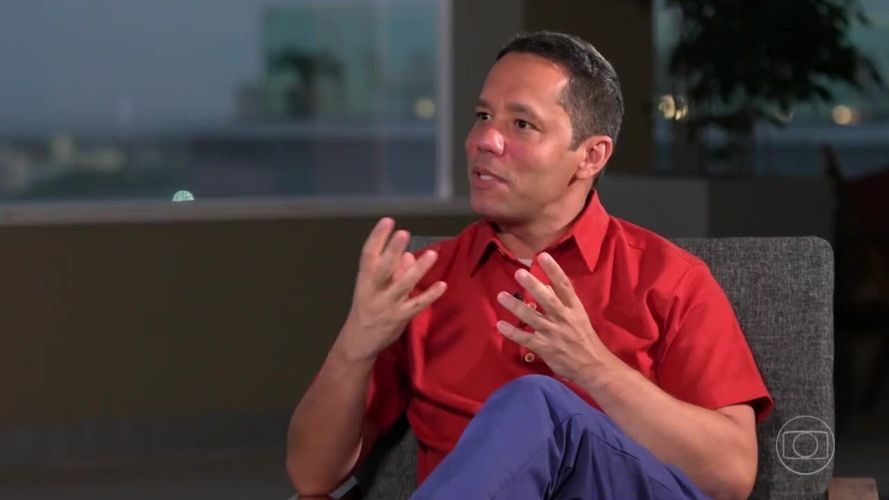 Como ser escritor no Brasil? Itamar Vieira Junior dá dicas para quem ...