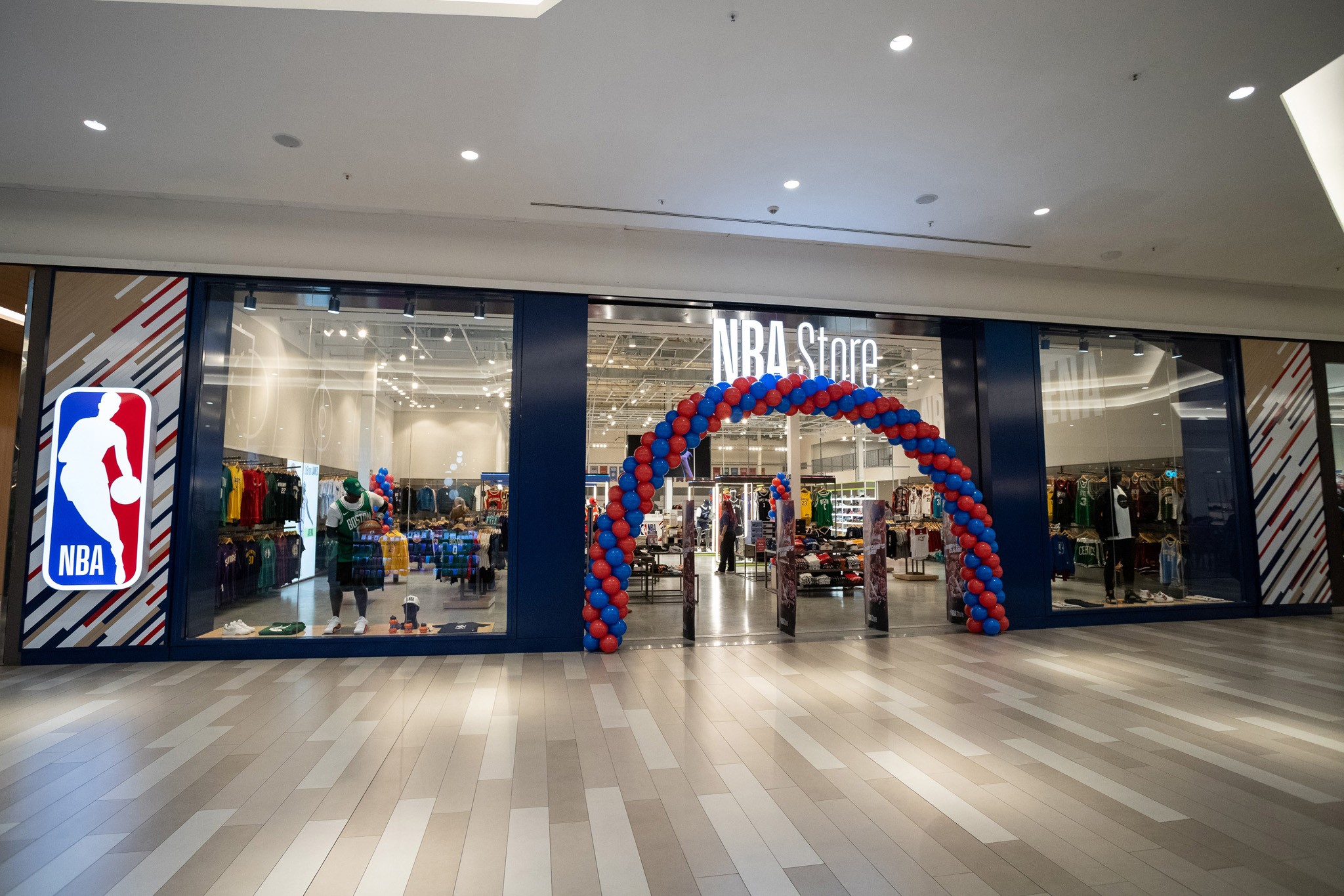 NBA Store Arena inaugura no Jockey Plaza Shopping | JOCKEY PLAZA ...
