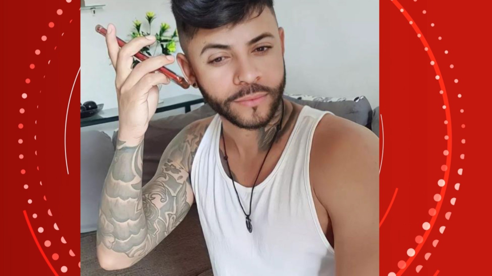 Polícia investiga morte de blogueiro que teve casa invadida por homens armados na Bahia | Bahia | G1