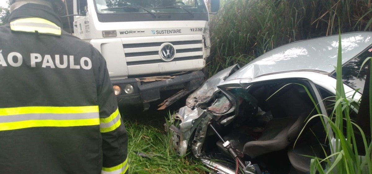 Motorista morre e seis ficam feridos em acidente na SP-50 em São José | Vale do Paraíba e Região ...