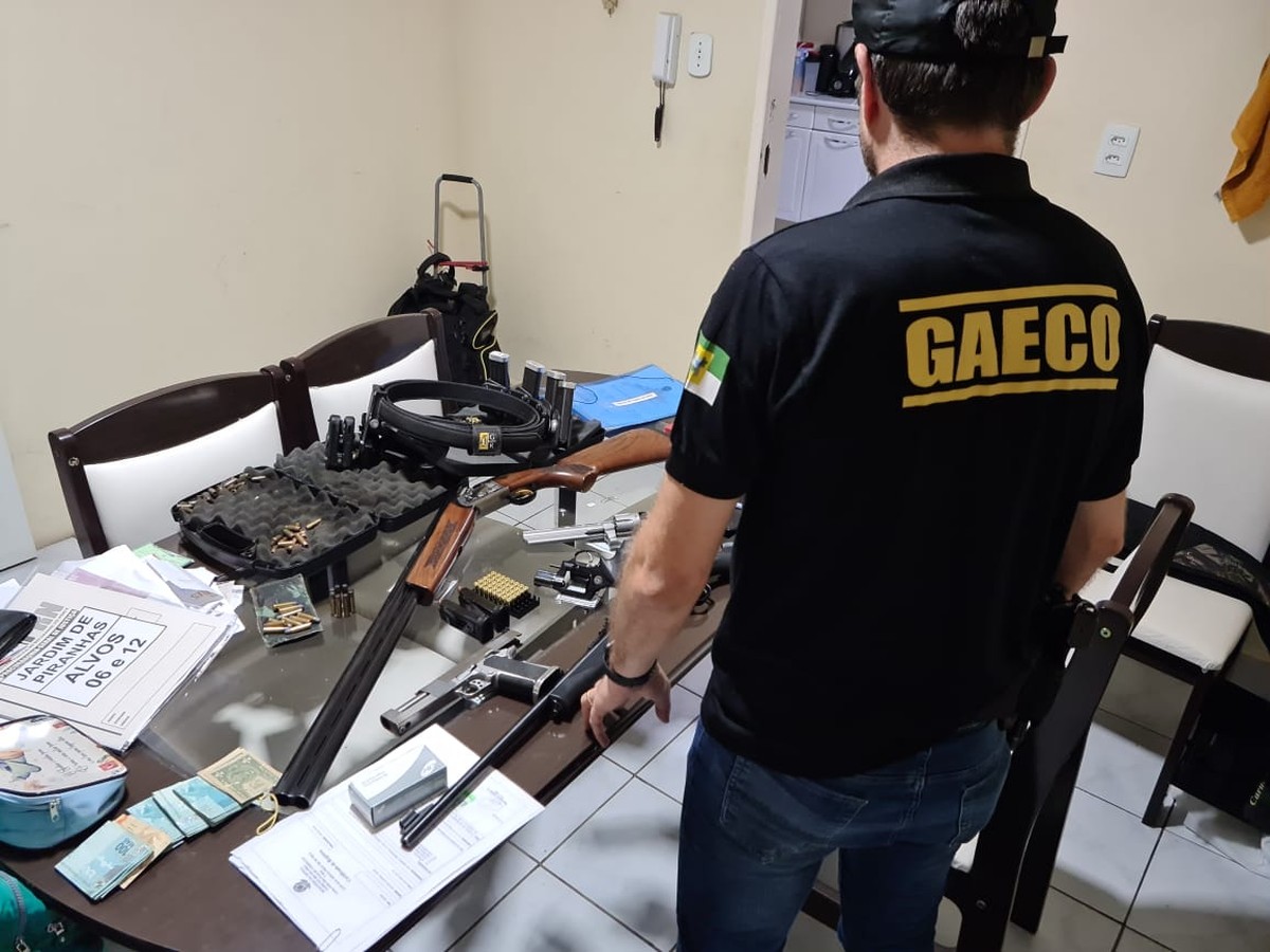 Operação Cumpre Mandados Em Oito Estados E Df Contra Grupo Suspeito De