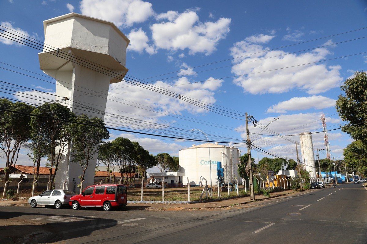 Fornecimento de água é suspenso para quase 30 bairros de Uberaba neste ...