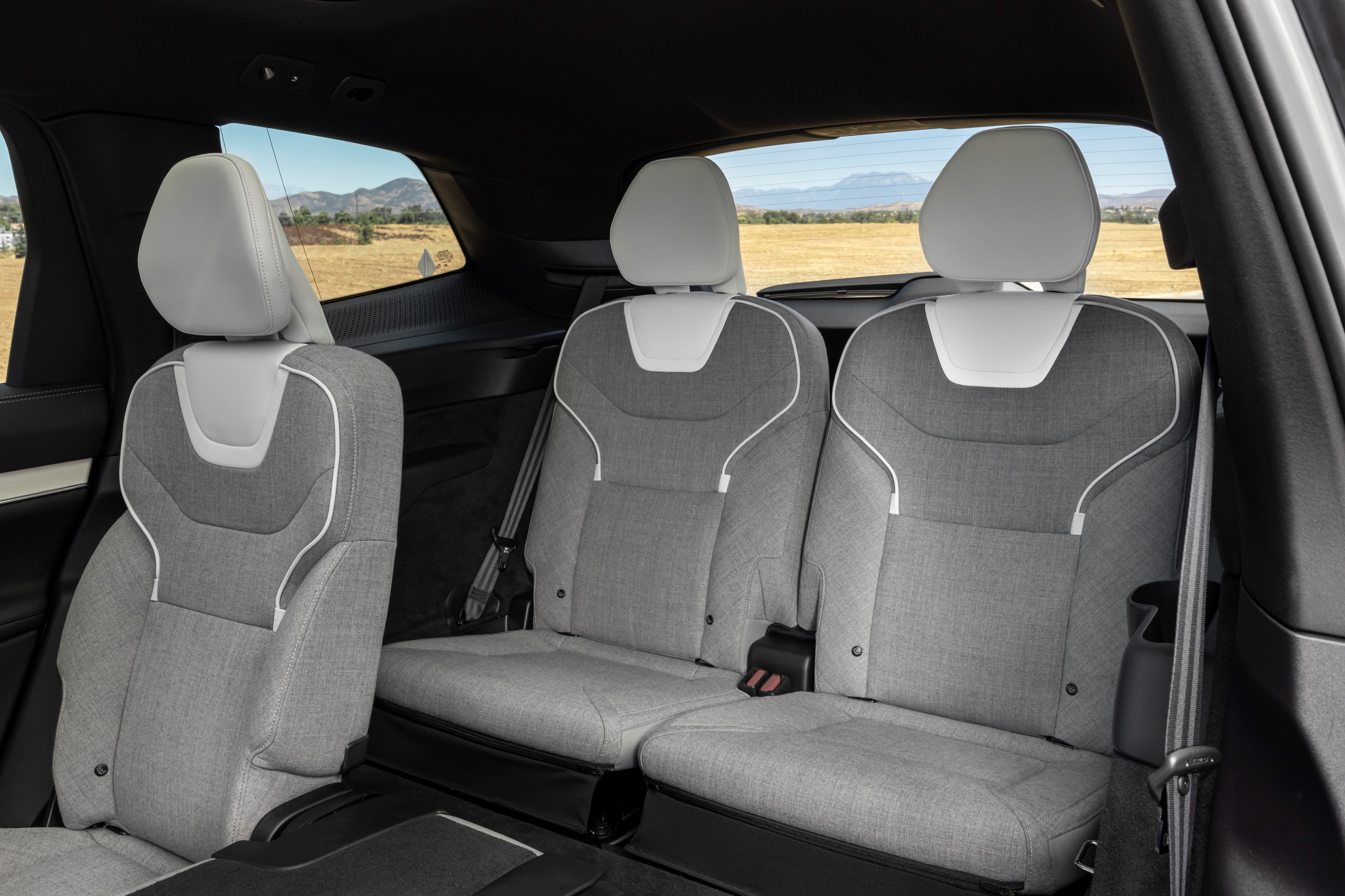 Volvo EX90 mostra que o SUV mais caro da marca passa longe da ...