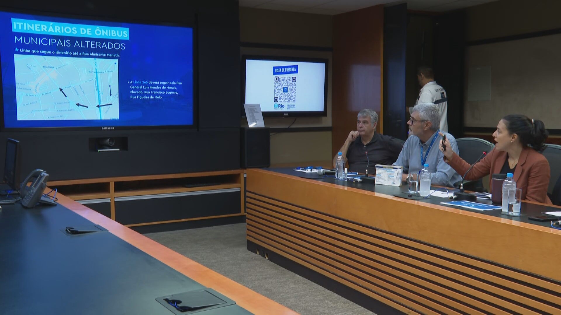 Acesso da Avenida Brasil para a Francisco Bicalho fecha para obras ...