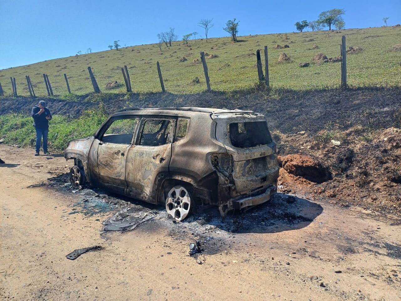 Advogado de 25 anos morto a tiros é enterrado em São Luiz do Paraitinga ...