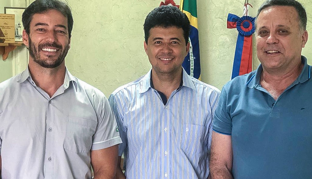 Prefeito de Formiga anuncia novos responsáveis pela Secretaria de Obras ...