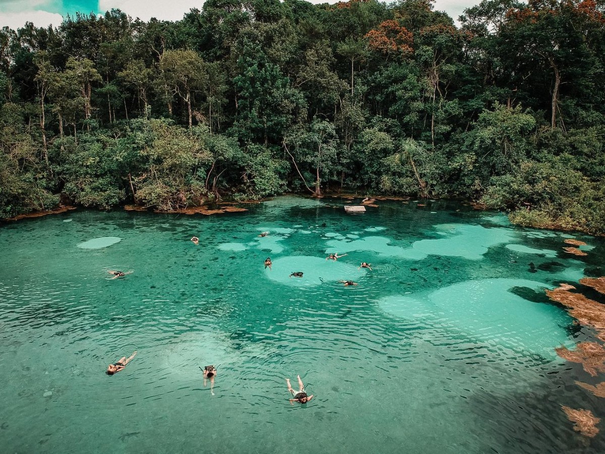 Cavernas, cachoeiras e lagoa azul: conheça 5 destinos liberados para ...