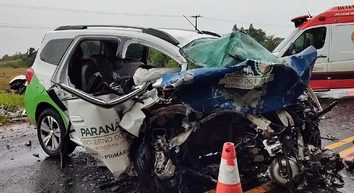 Dois homens morrem em acidente envolvendo carro de saúde de Terra Rica | Norte e Noroeste | G1