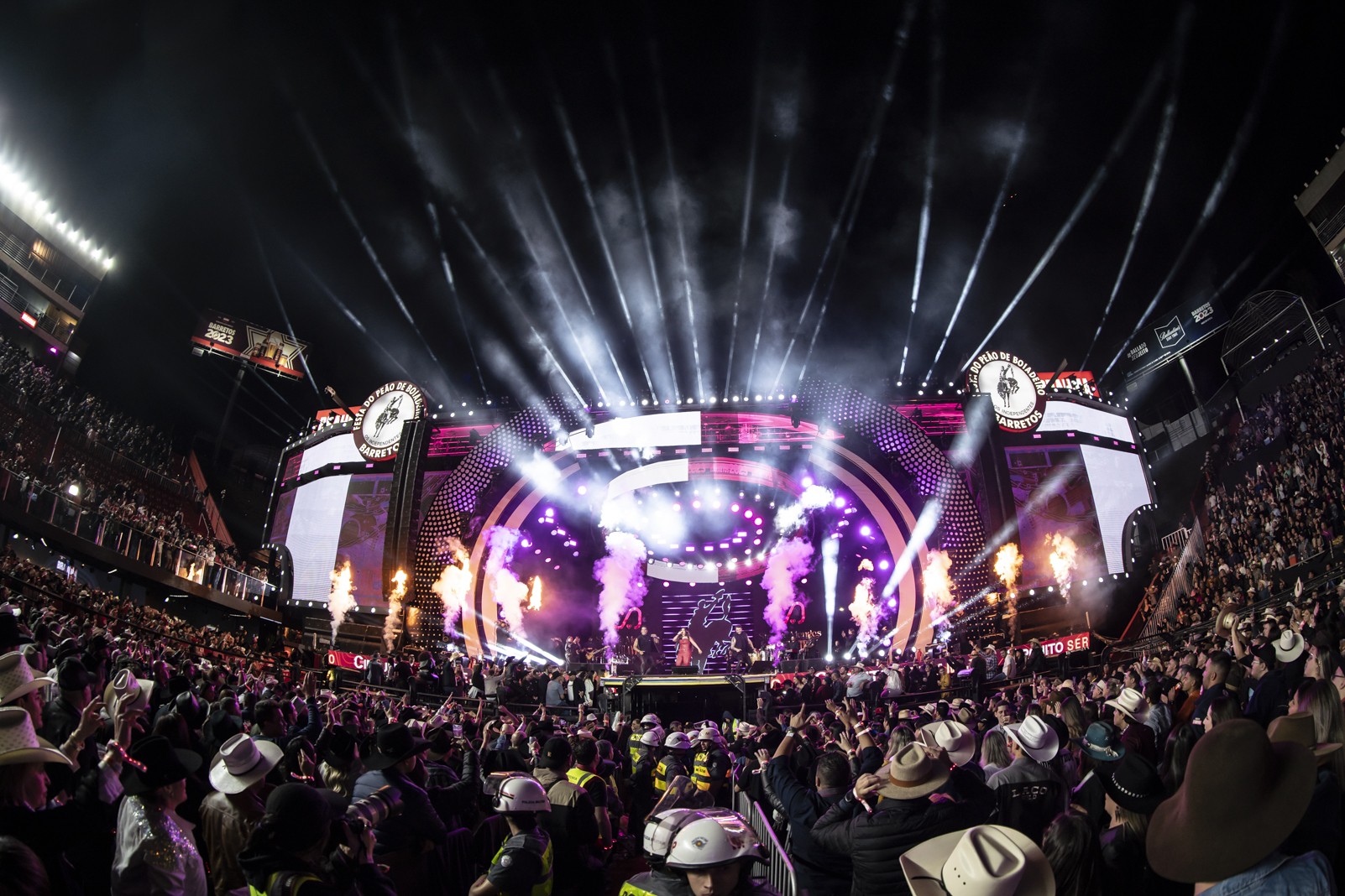 Veja como comprar ingressos para a Festa do Peão de Barretos 2024 | Em ...