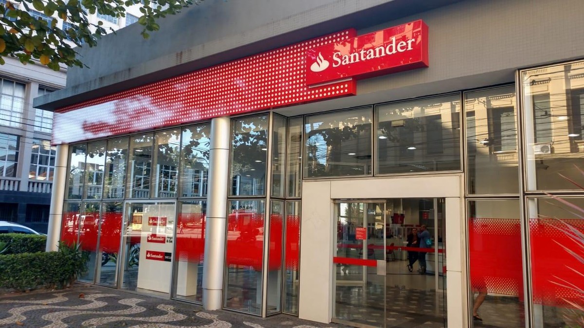 Santander Brasil tem lucro de R$ 2,8 bilhões no 1º trimestre | Economia ...