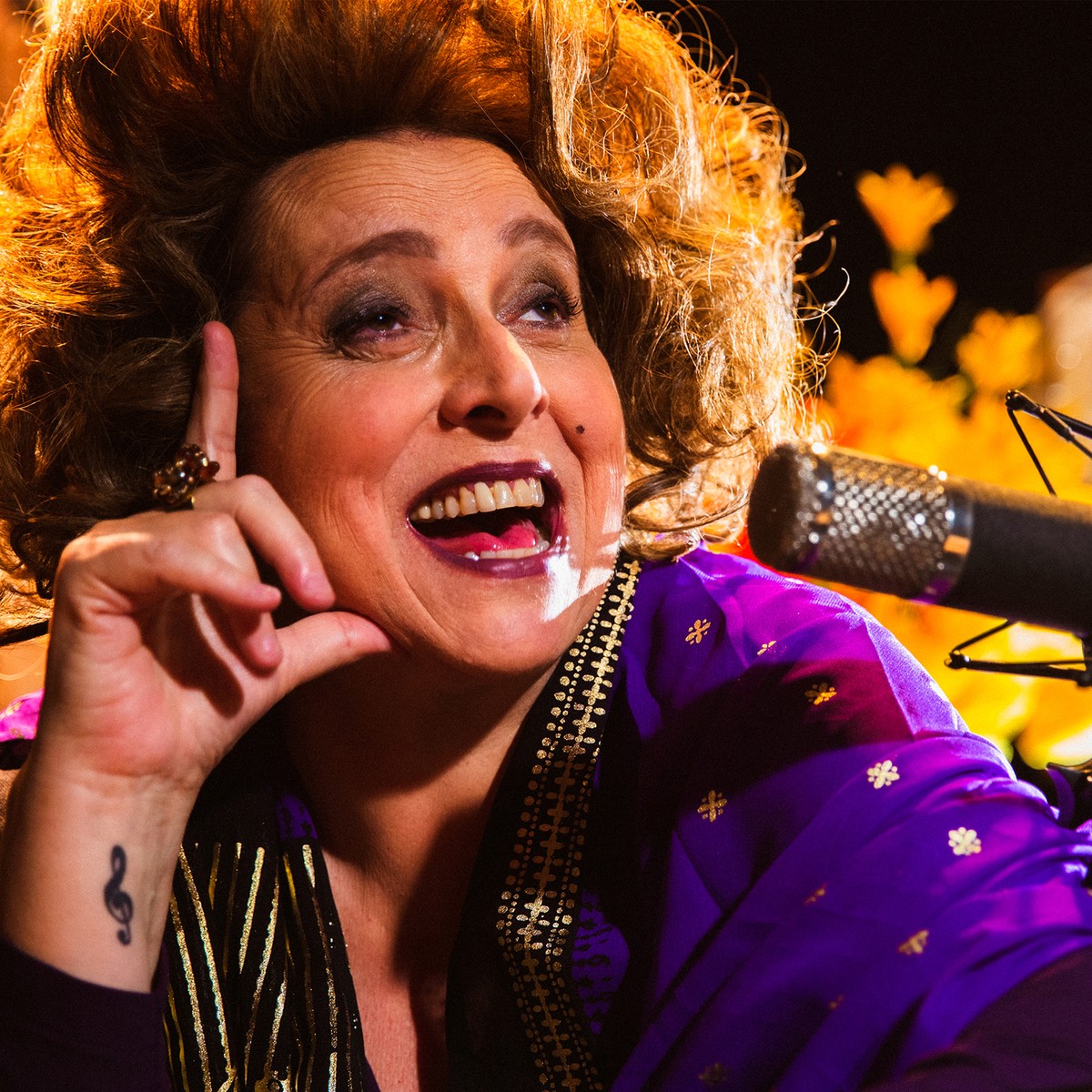 Cida Moreira é a diva que traz o funk para o cabaré sem copiar e anular ...