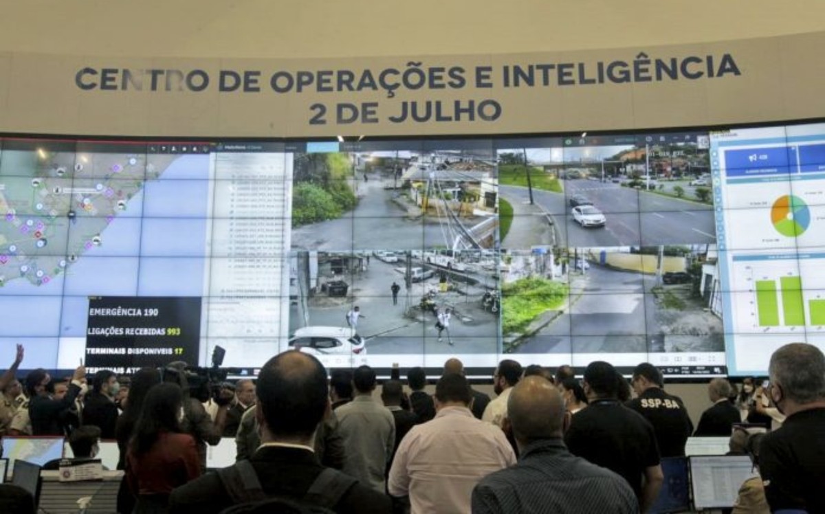 Mais de mil câmeras são instaladas para monitoramento das ruas em ...