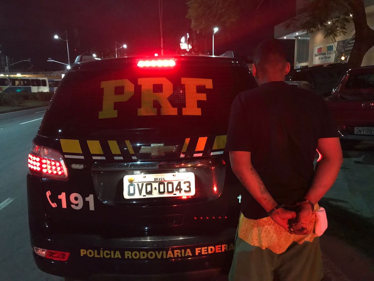 Foragido Da Justiça Há Um Ano é Preso Após Abordagem Da Prf Na Br 101