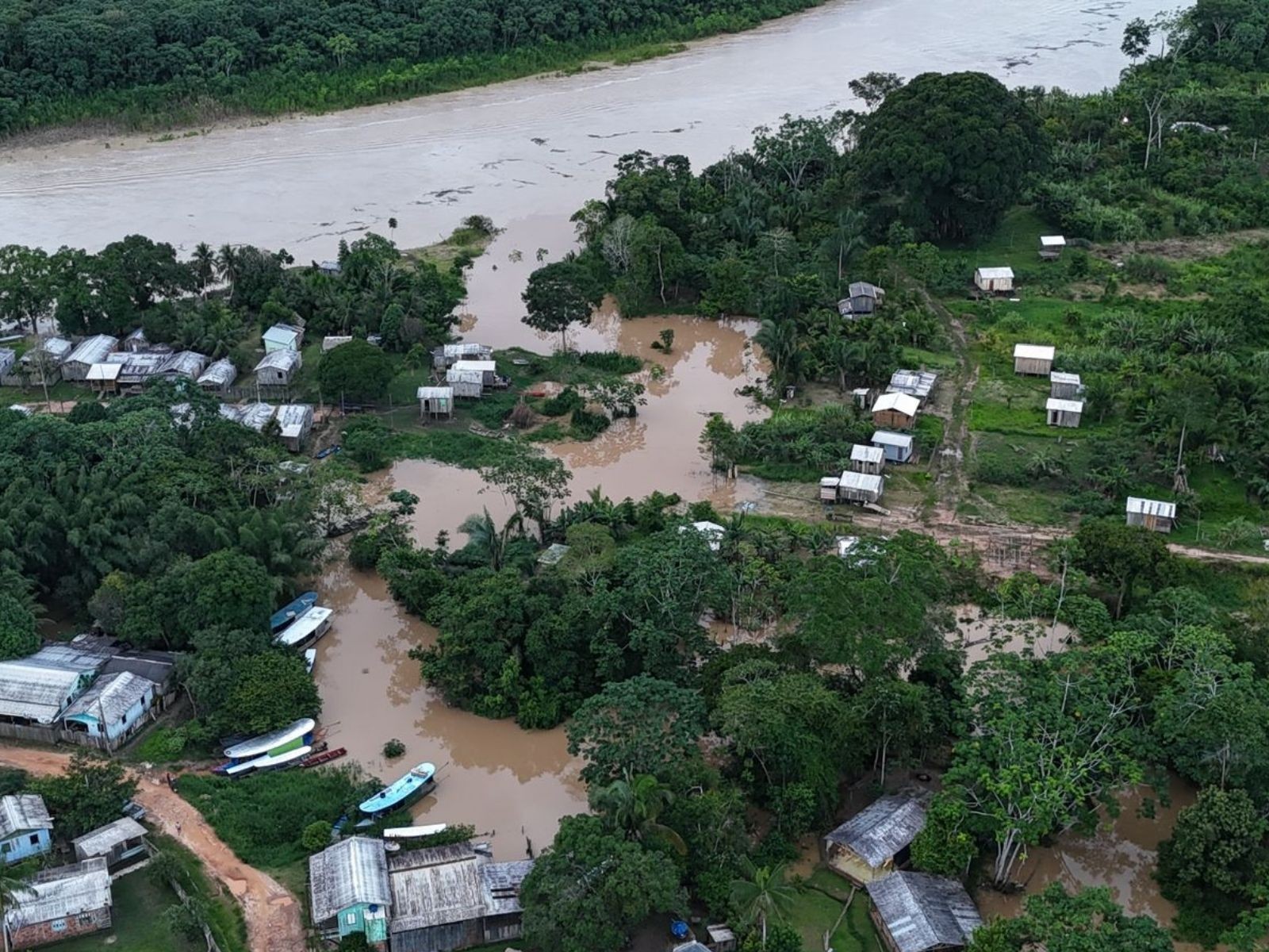 Em meio a cheias, Acre decreta situação de emergência em municípios | G1