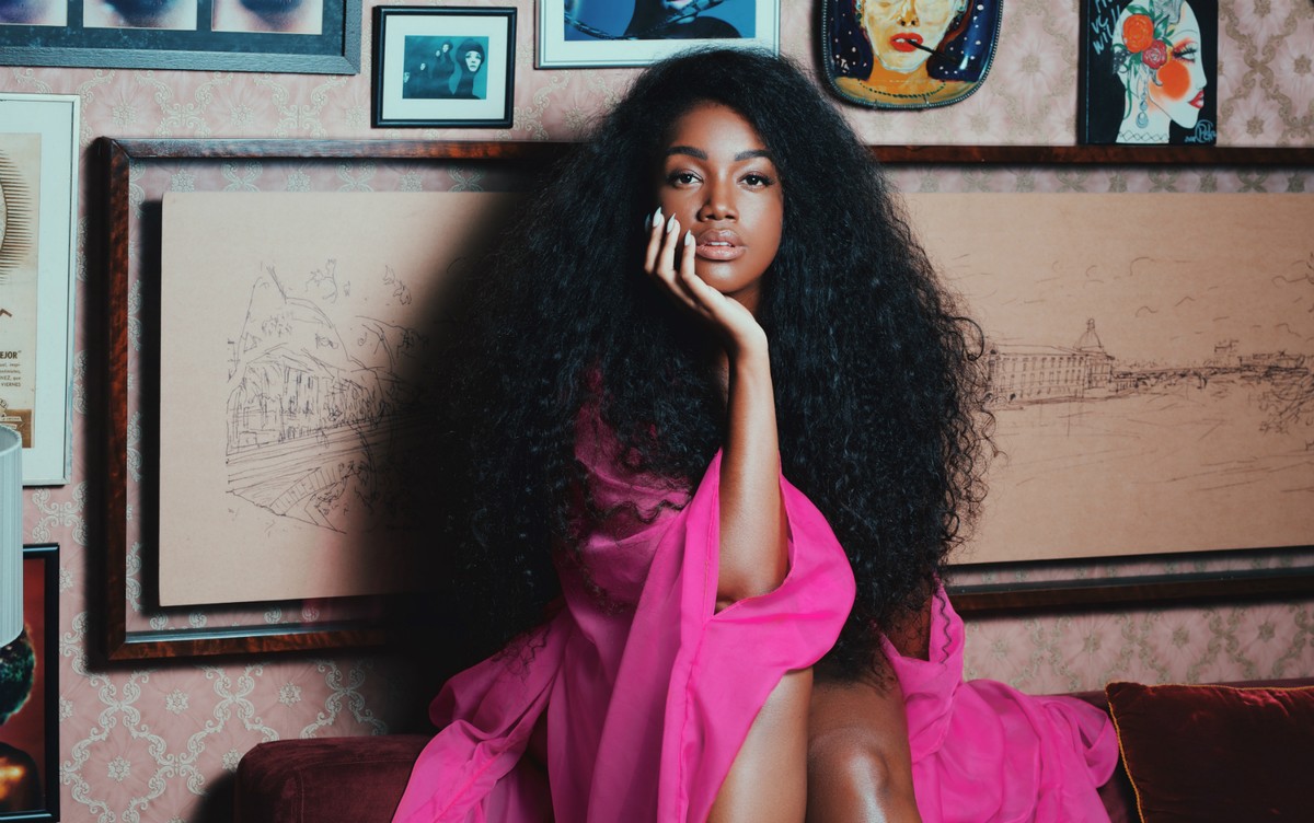 Cantora Iza apresenta em Salvador show da turnê 'Dona de Mim' | Bahia | G1