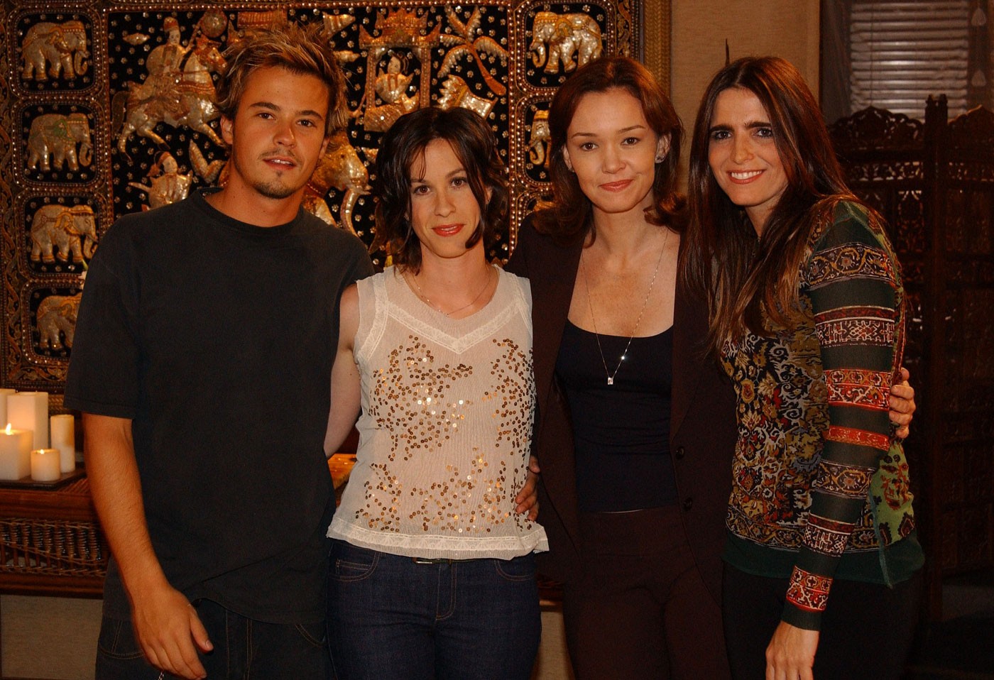 Na volta de Alanis ao Brasil, relembre cena em que ela tenta 'praticar ...