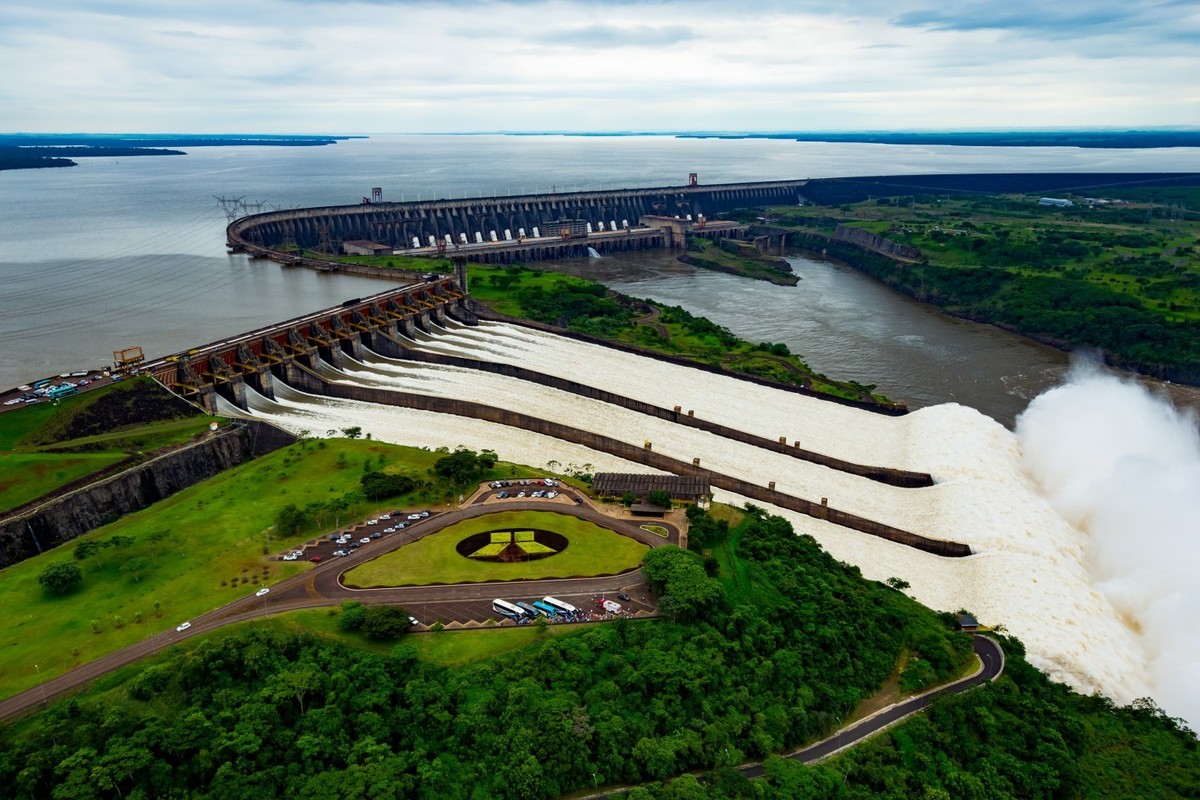 Itaipu bate recorde de produtividade em julho | Oeste e Sudoeste | G1