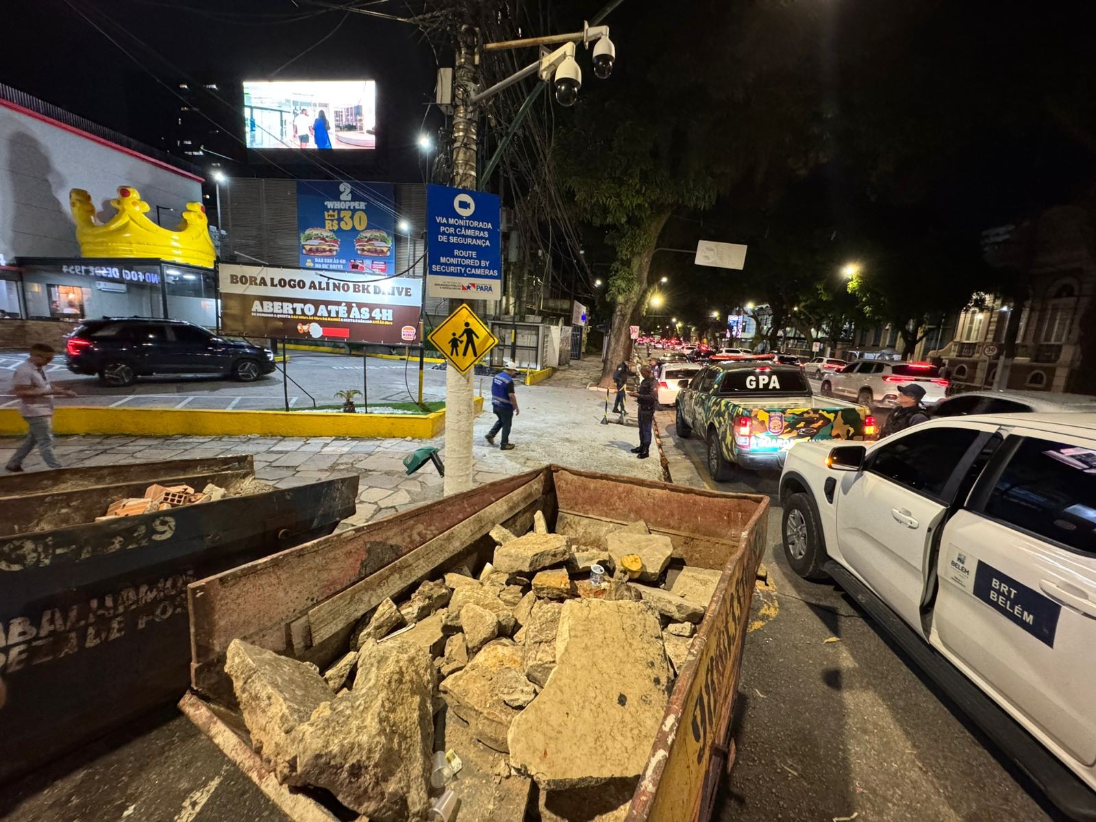Obra do Burger King em Belém operava sem alvará e com irregularidades | G1
