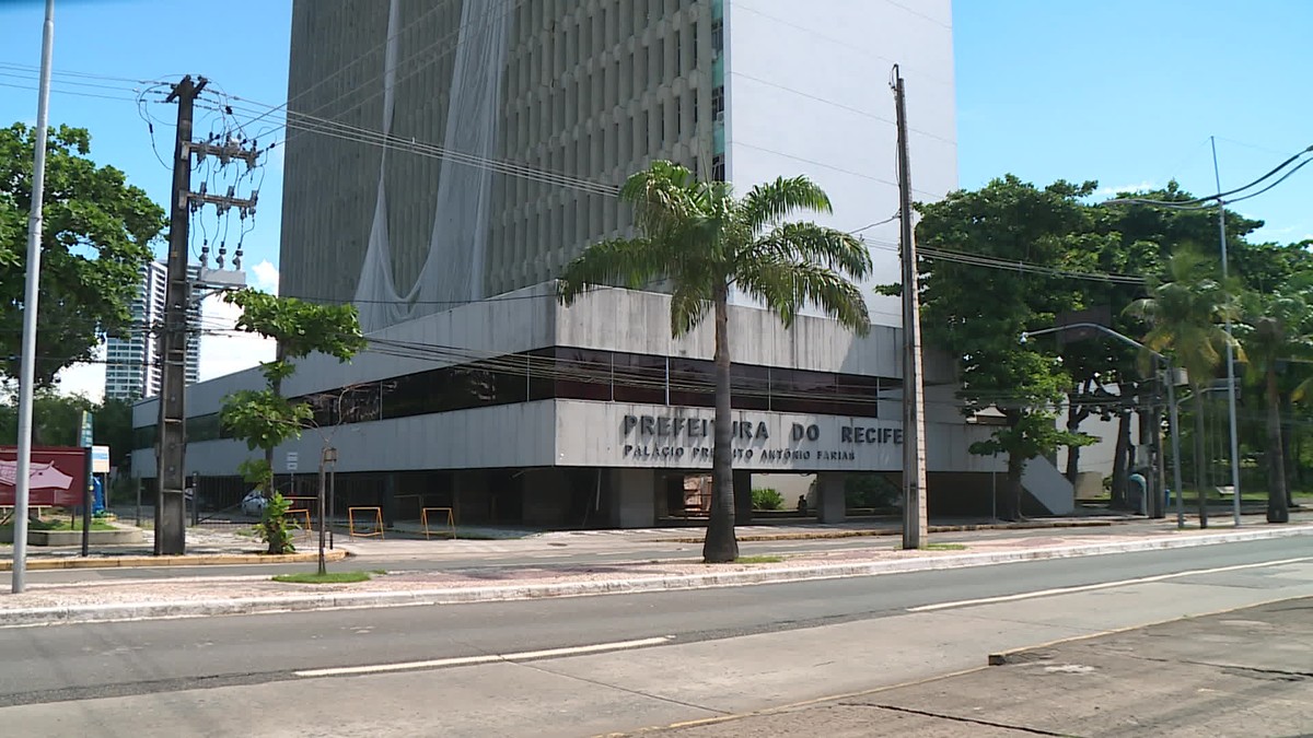 Servidores da prefeitura do Recife podem ter feriado estendido na ...