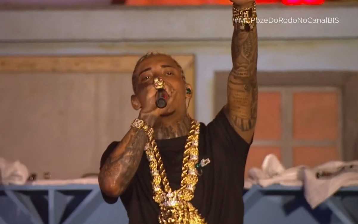 Quem é MC Poze do Rodo: funkeiro preso é conhecido por 'trap de cria' e ...