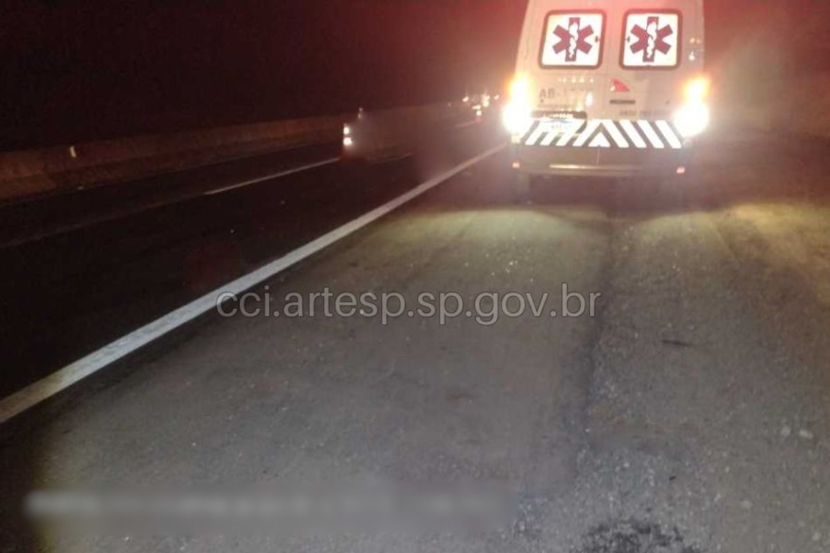 Pedestre morre atropelado ao tentar atravessar rodovia em Tietê