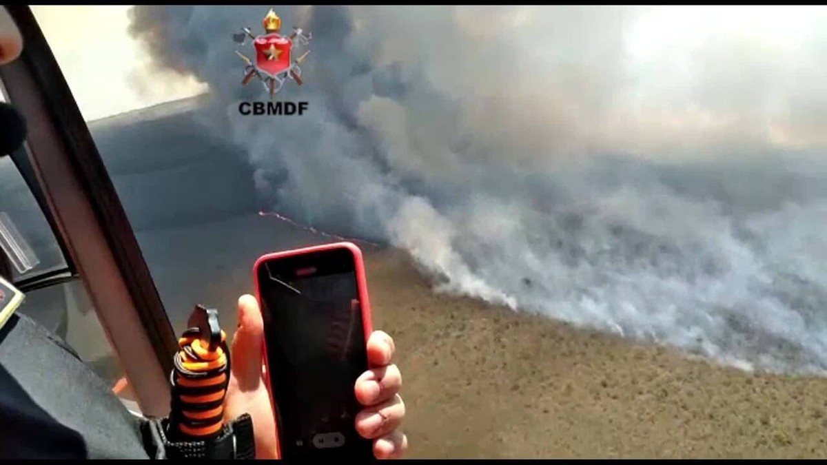 VÍDEO e FOTOS: incêndio de grandes proporções atinge Parque Nacional de ...