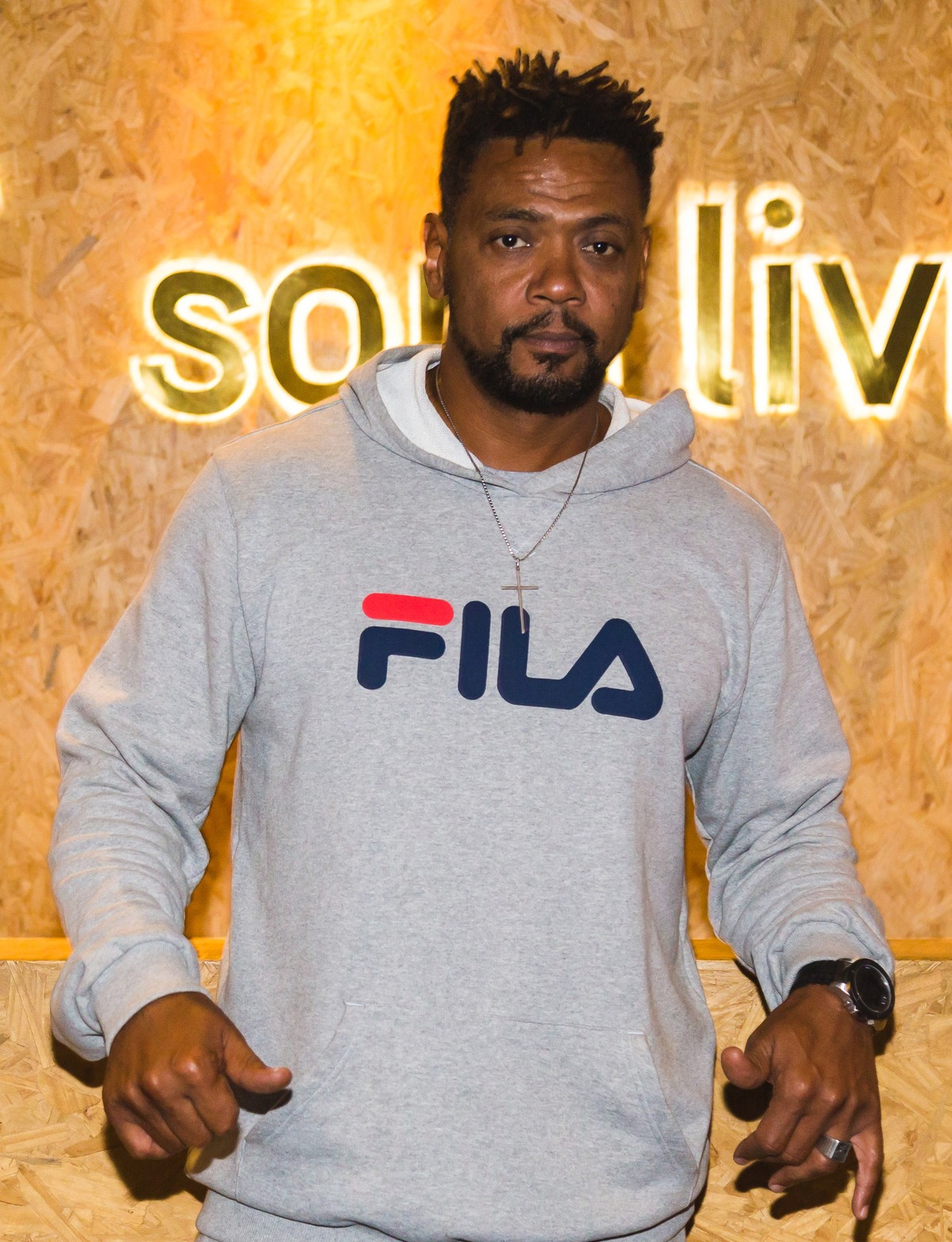 Edi Rock aproveita recesso do grupo Racionais MC's e abre parcerias em ...