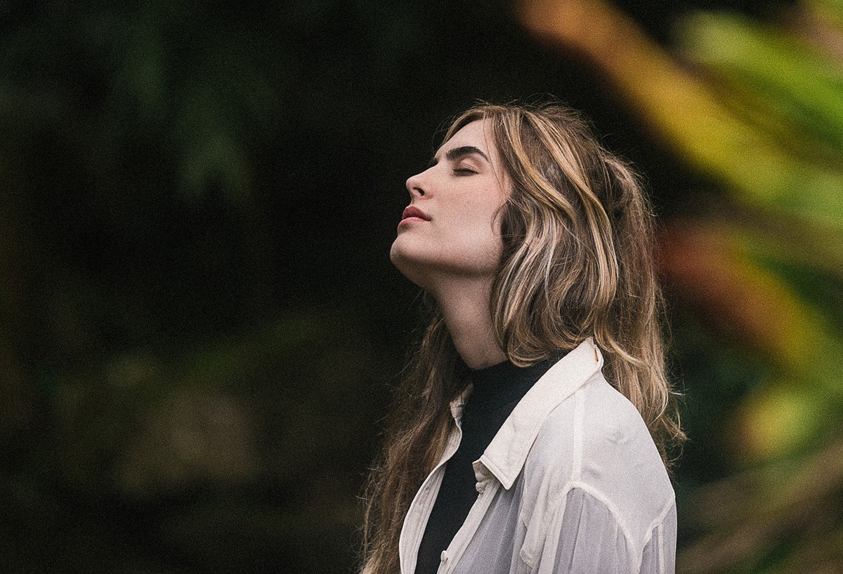 Maria Maud sabe dançar e fazer a música do próprio tempo em álbum ...