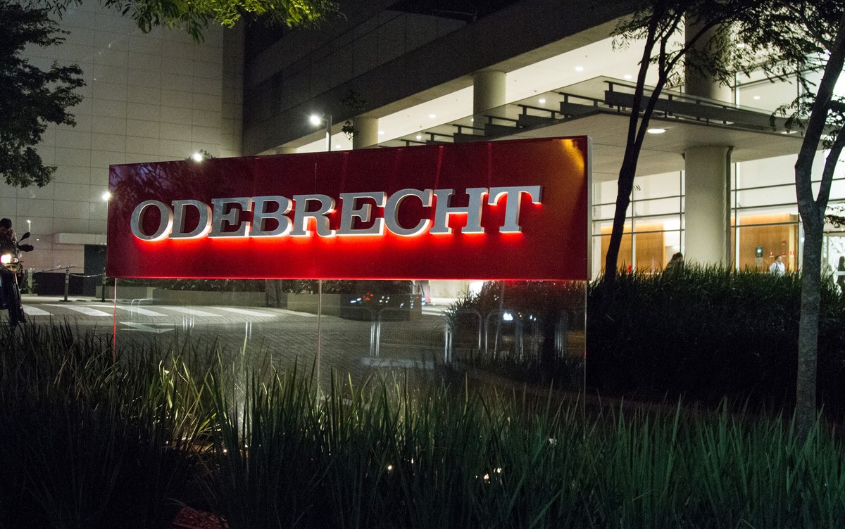 Odebrecht assina contrato de R$2,1 bi para porto privado no Espírito ...