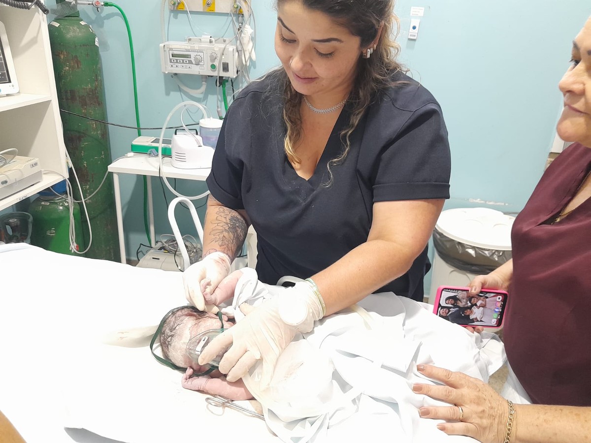 Pela primeira vez, parto normal é realizado em unidade de saúde de ...
