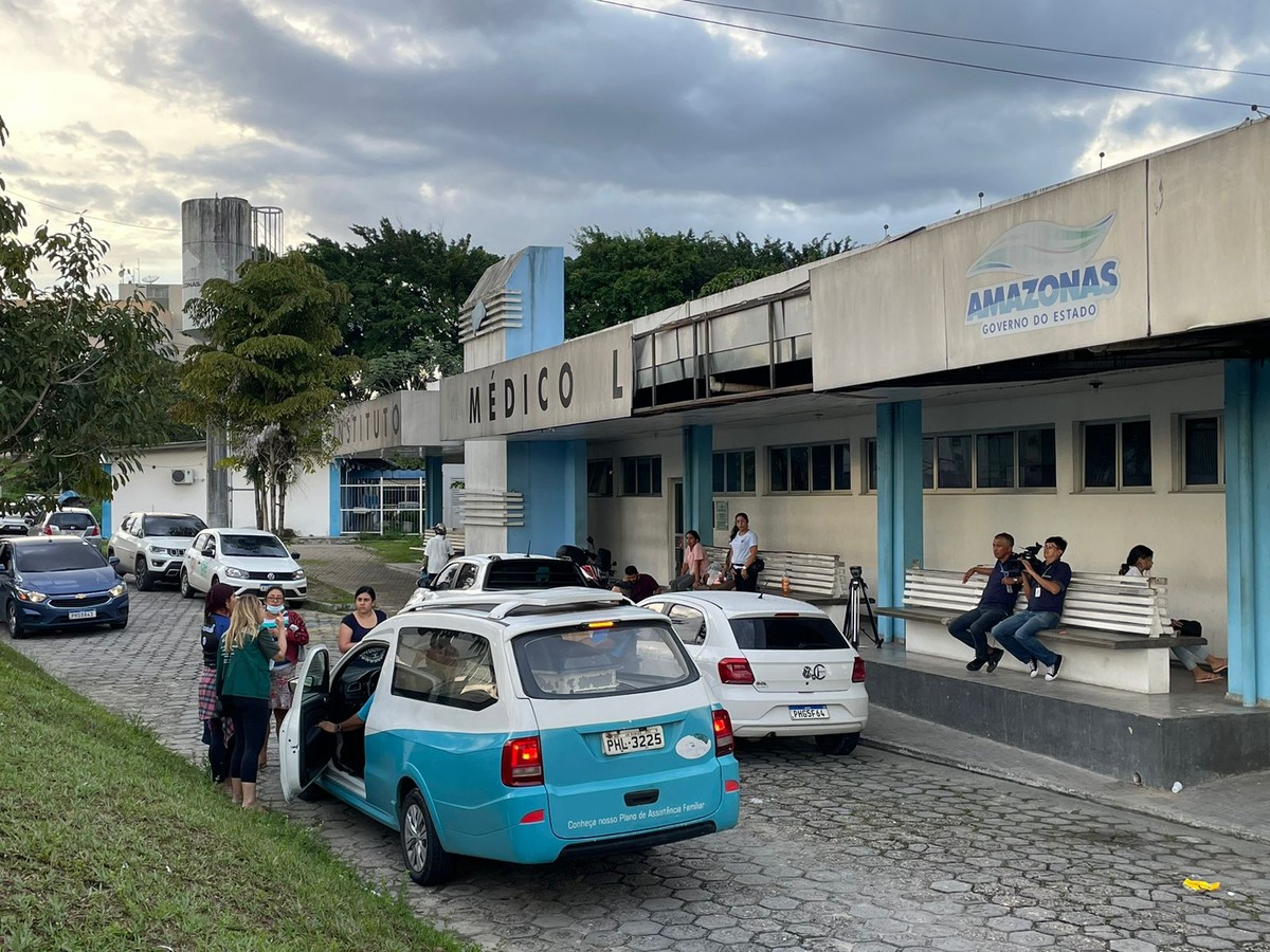 Corpos das vítimas de deslizamento em Manaus são liberados do IML ...