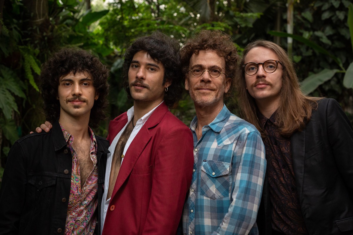 Nando Reis recicla canção com trio Colomy em single de série ...