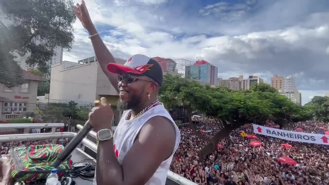 'Amo muito rap, amo muito samba, mas a verdade é que este bloco é para ...