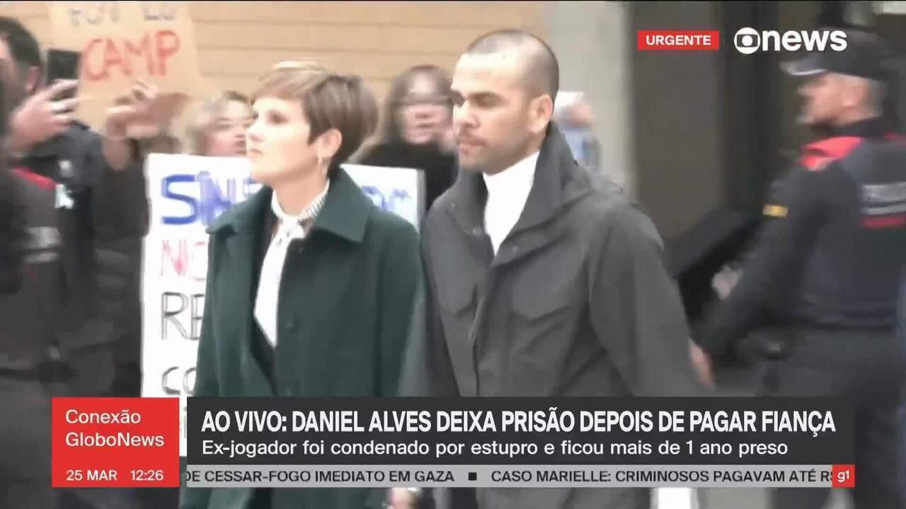 VÍDEO: veja o momento em que Daniel Alves deixa prisão em Barcelona ...