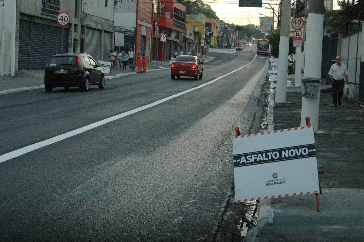 Prefeitura de São Paulo usa dinheiro de multas para recapear vias