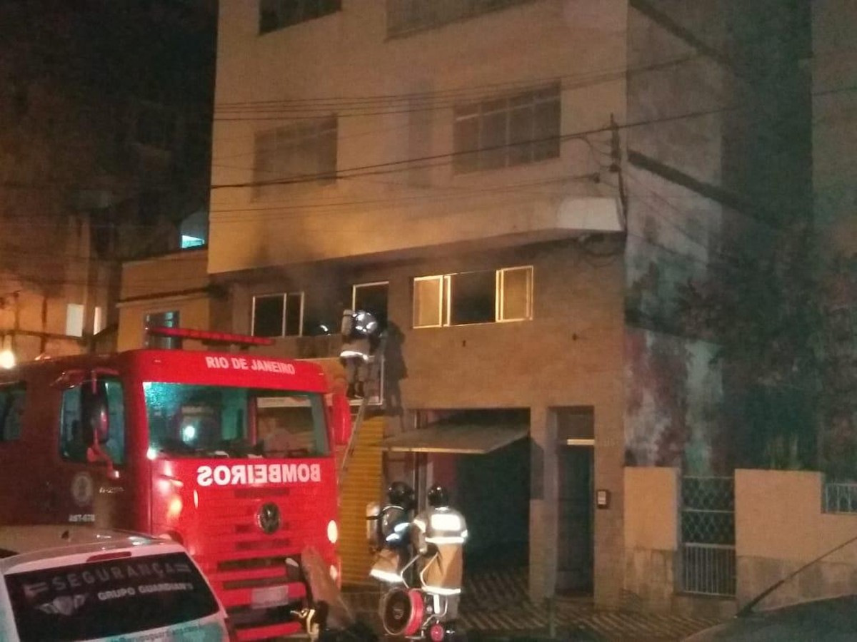 Apartamento pega fogo no bairro Verbo Divino em Barra Mansa | Sul do ...