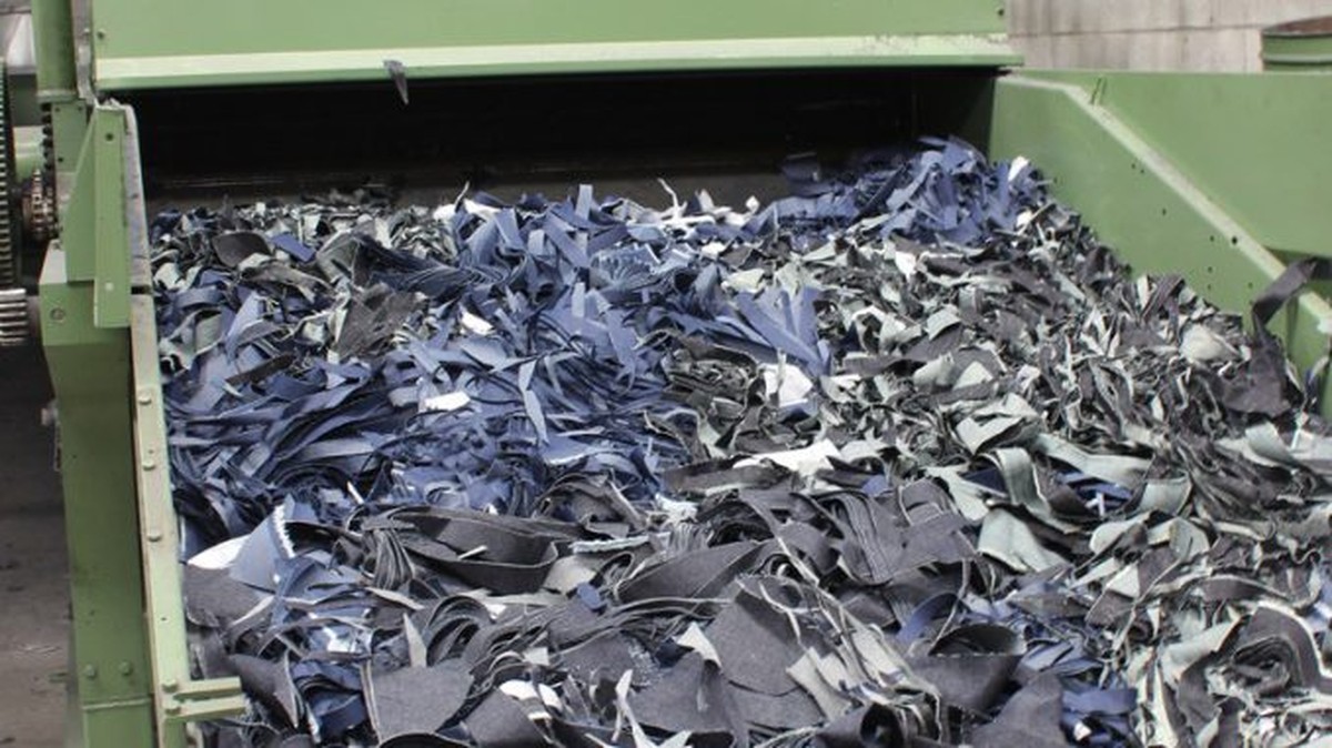 Reunião debate políticas de destinação e reciclagem dos resíduos ...