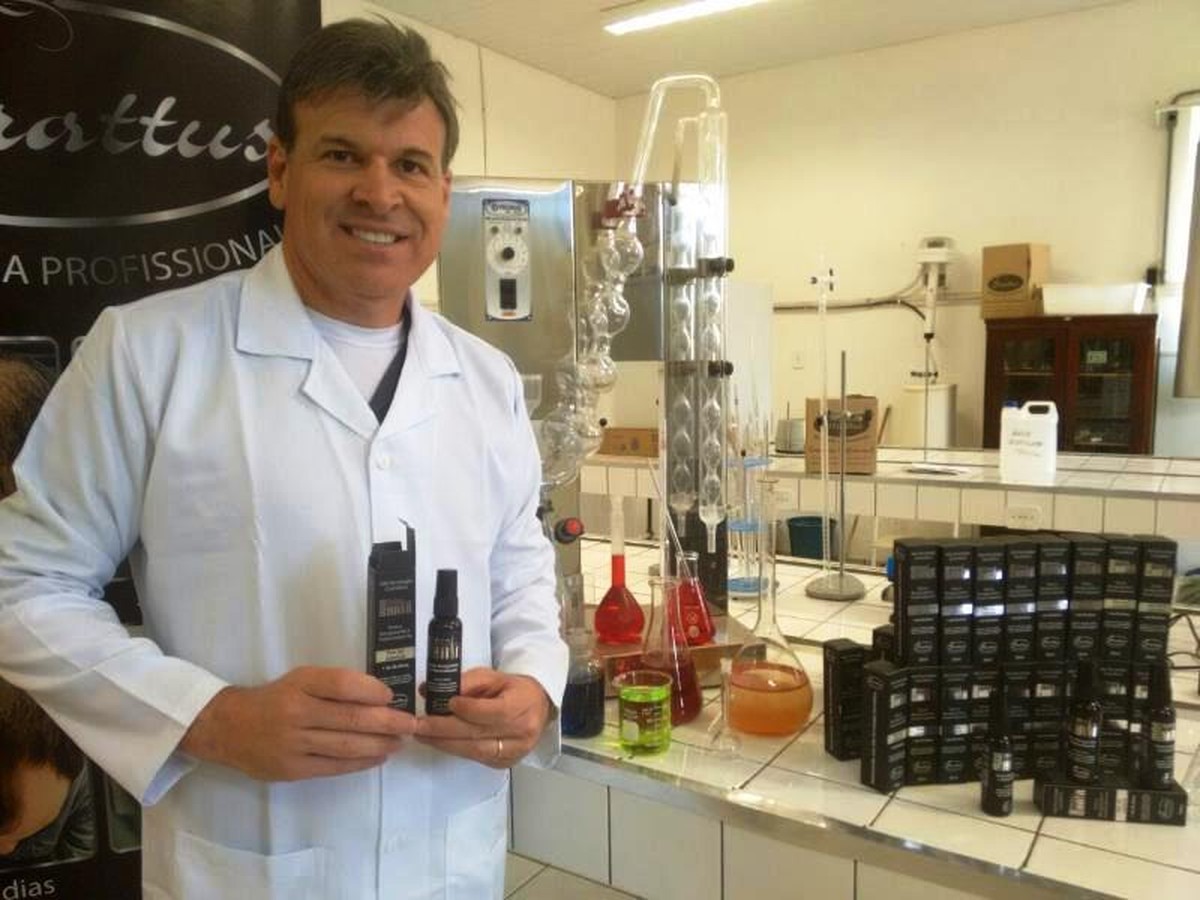 Calvície nunca mais: Conheça o tônico da Strattus que tem eficácia ...