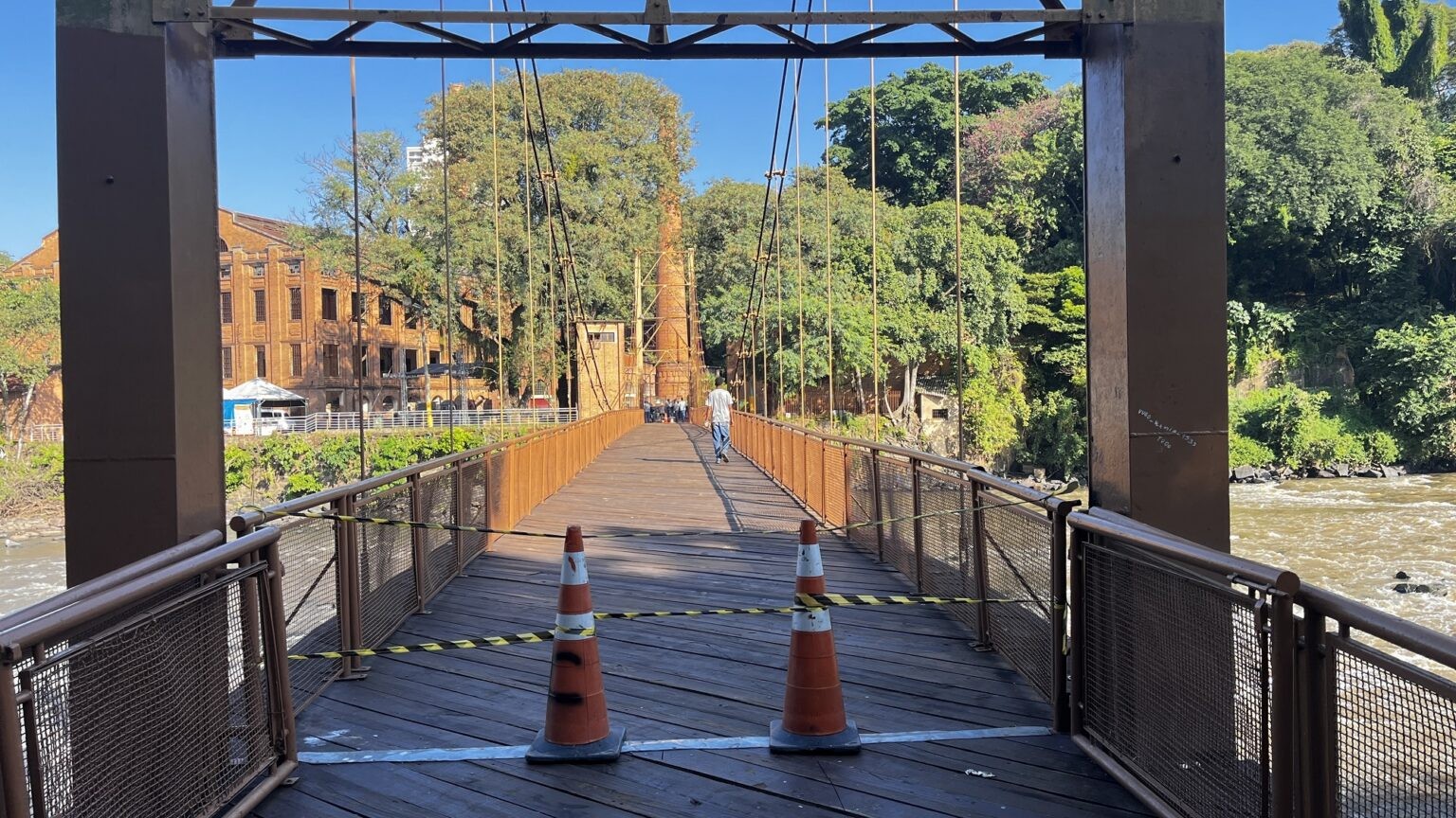 Passarela Pênsil do Engenho Central em Piracicaba é interditada | G1