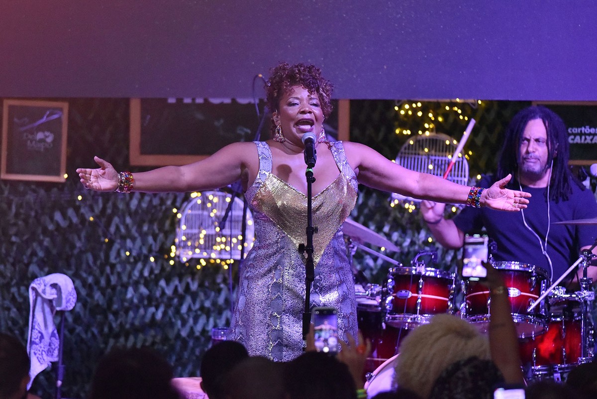 FOTOS: veja imagens do primeiro show de Margareth Menezes em Salvador ...