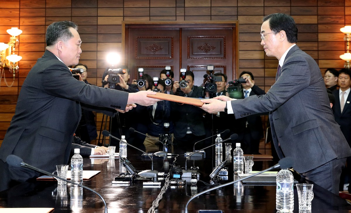 Seul e Pyongyang marcam para 27 de abril a primeira cúpula entre ...