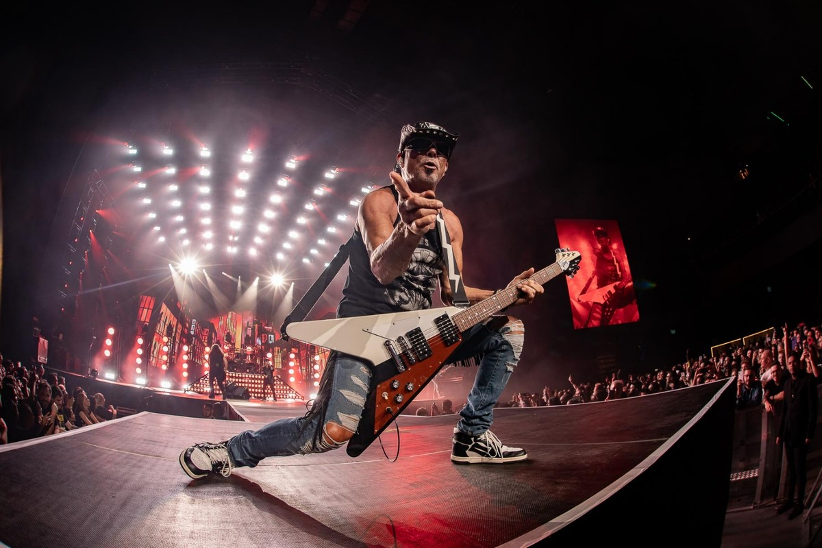 Scorpions faz show nostálgico e esbanja energia e simpatia em SC ...